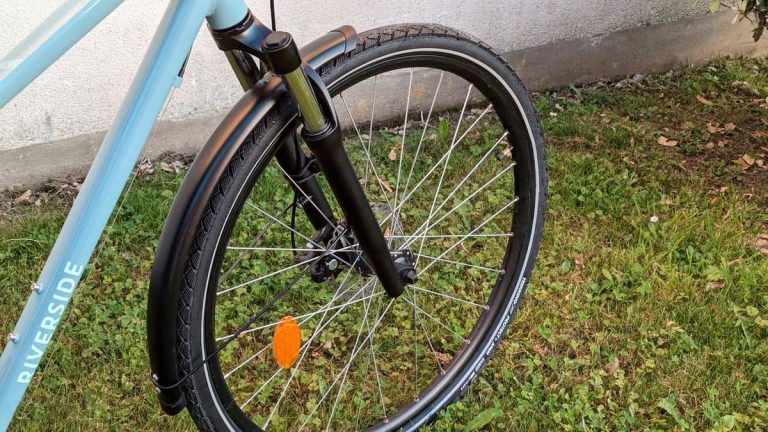 Avis sur le VTC Riverside 500 de Decathlon - Test avec photos